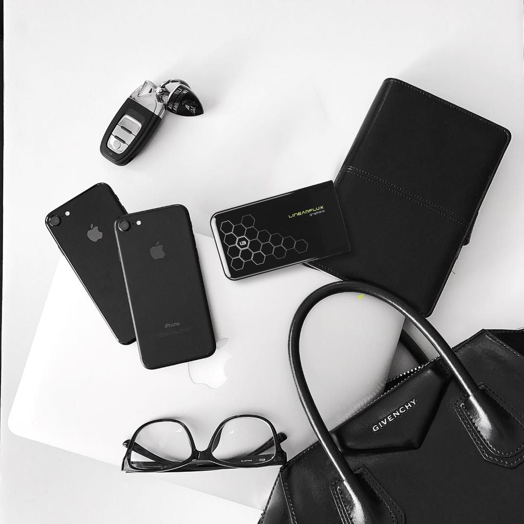 Graphene 5K HyperCharger (Jet Black) with FREE NanoStik Pro – LINEARFLUX